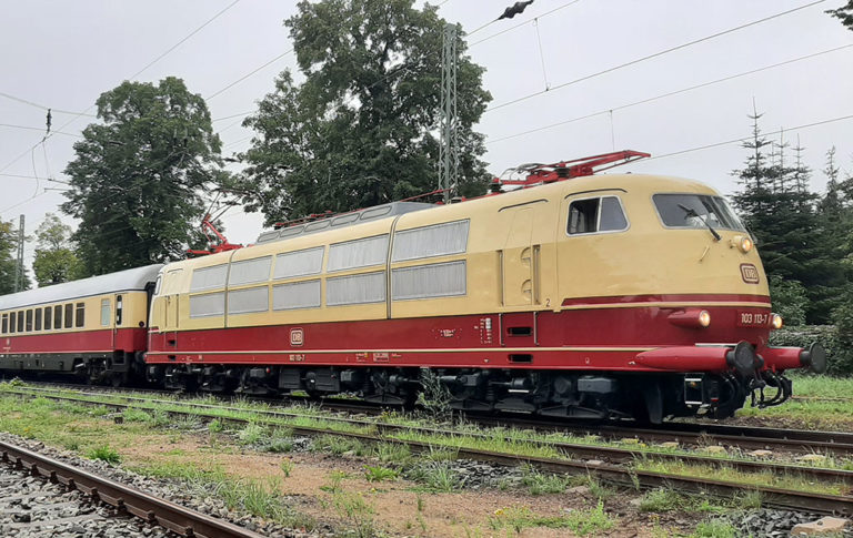 Lokomotiven | AKE-RHEINGOLD | AKE-Eisenbahntouristik