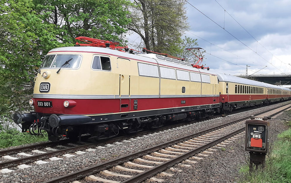 Lokomotiven | AKE-RHEINGOLD | AKE-Eisenbahntouristik